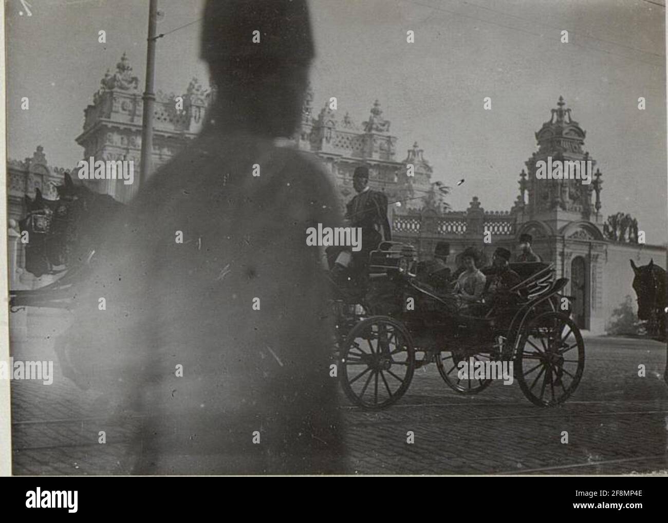 Ottoman imperial couple hi-res stock photography and images - Alamy