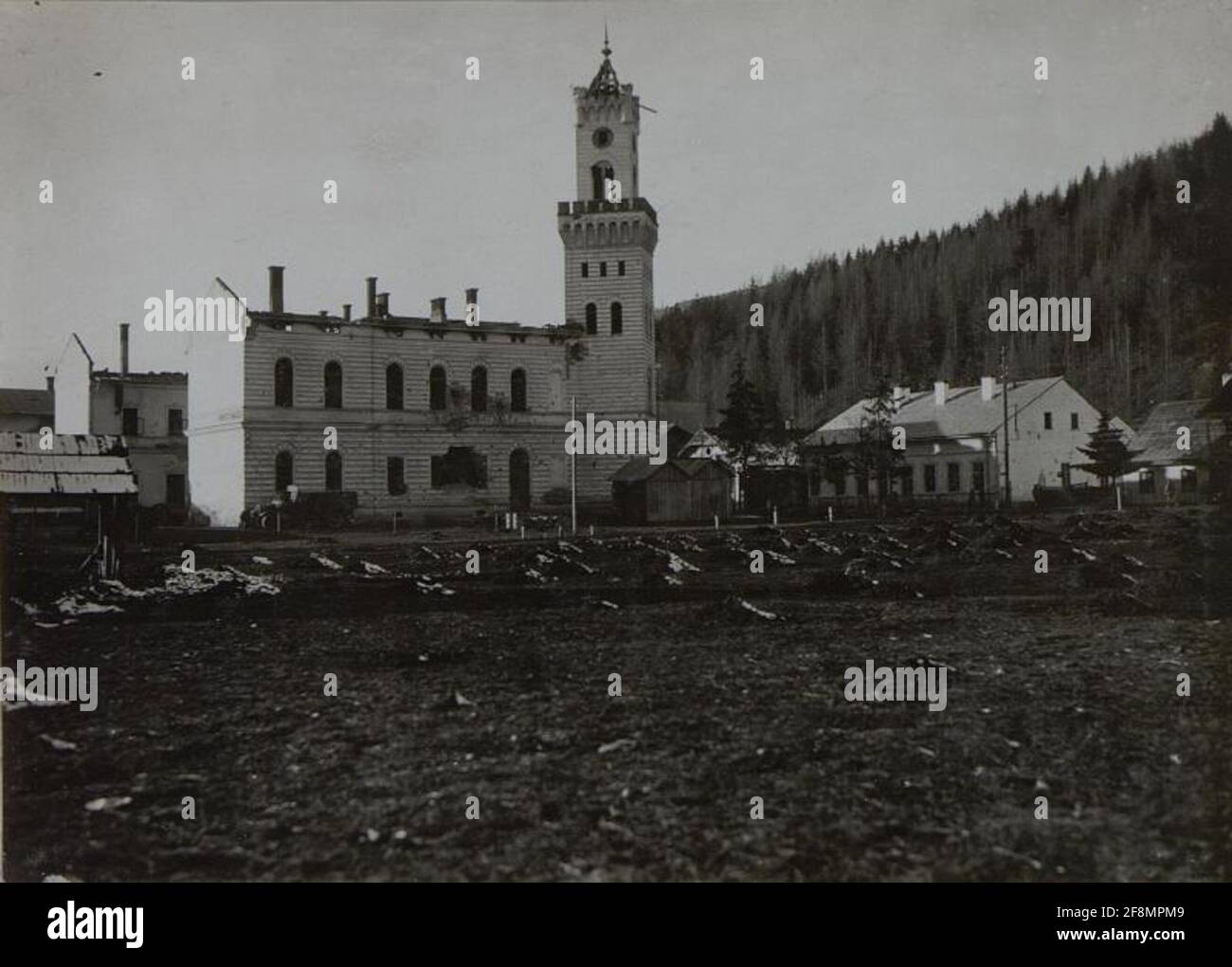 Dorna Watra (Romania), Hotel Comunal and Town Hall Stock Photo - Alamy