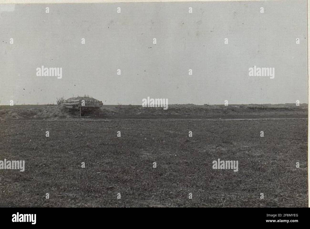 Machine gun fire emplacement hi-res stock photography and images - Alamy