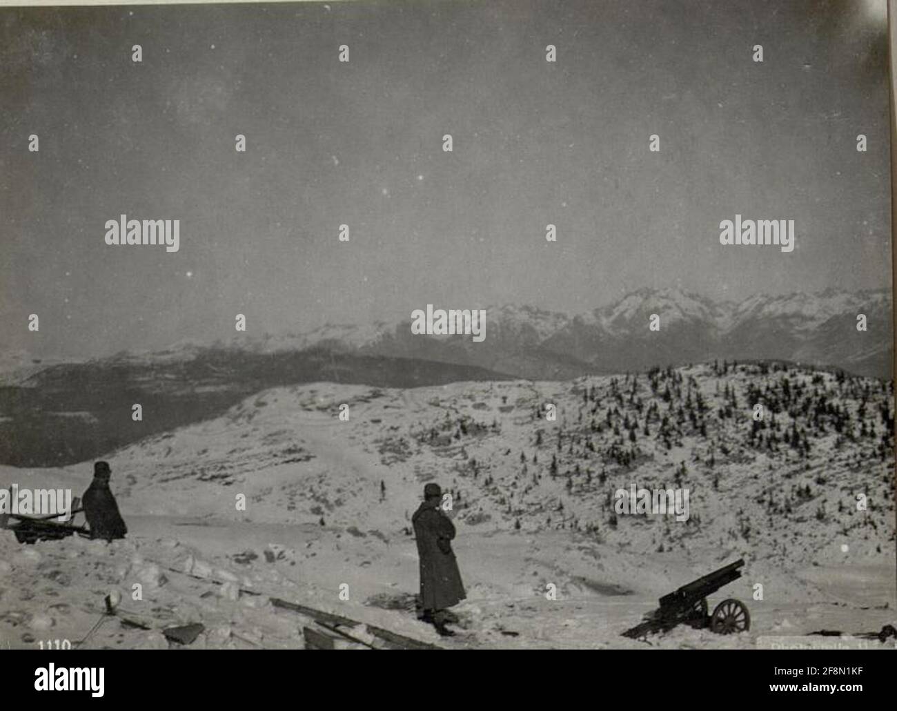 Monte game. Conquered Italian guns Stock Photo - Alamy