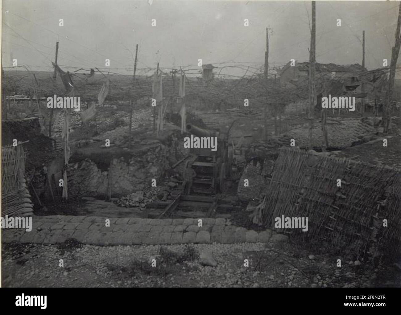 Doberdo plateau. ITL.20.5cm ship's gun. (End of April 1918 Stock Photo ...