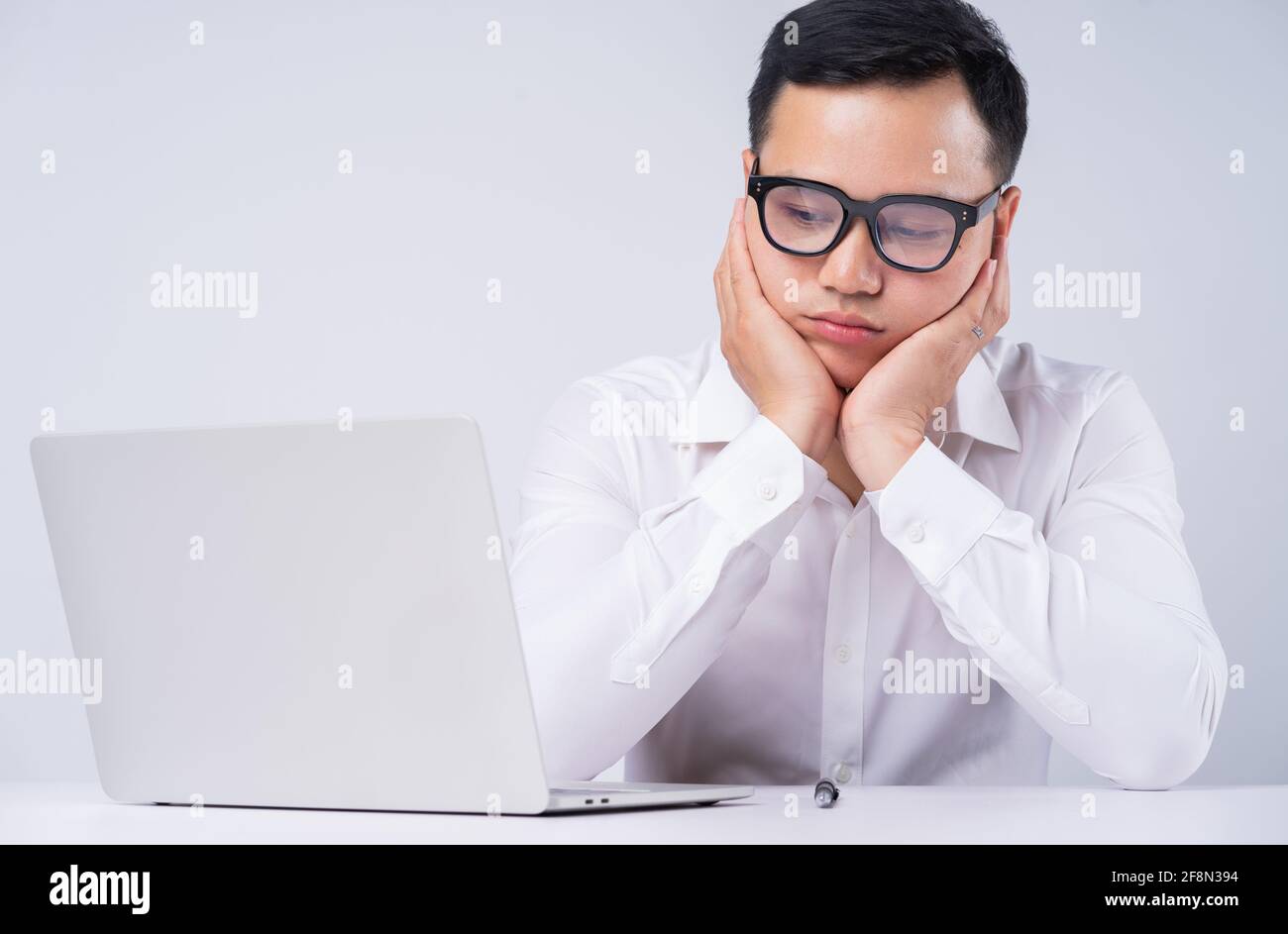 Sad filipino male hi-res stock photography and images - Alamy
