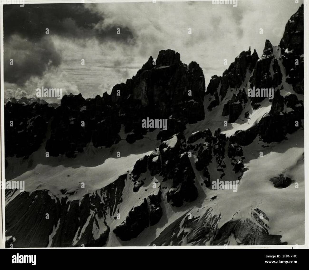 War album 15, Figure 4121E Stock Photo - Alamy