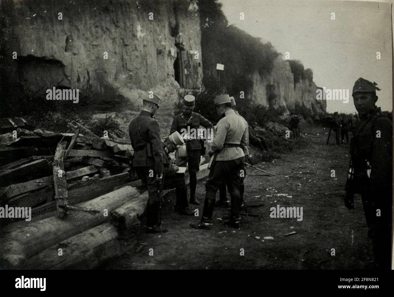 Command output hi-res stock photography and images - Alamy