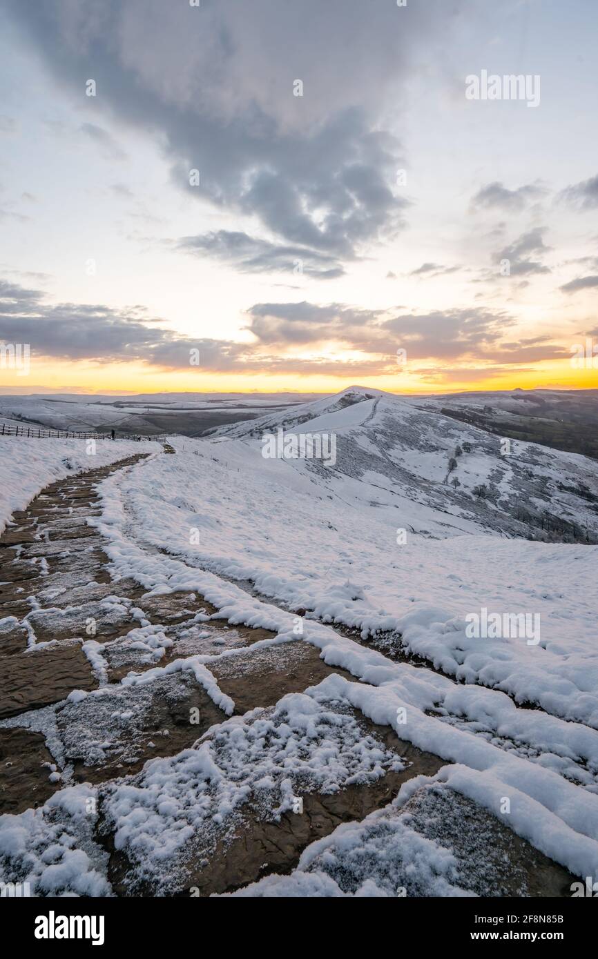 Snow pathway hi-res stock photography and images - Alamy