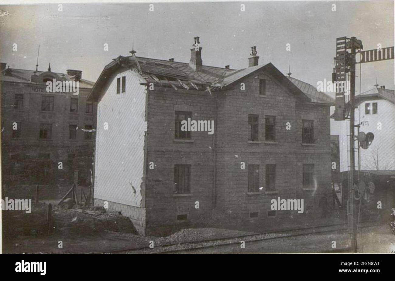 Noise research hi-res stock photography and images - Alamy