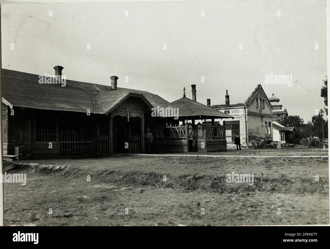 Military barracks building hi-res stock photography and images - Alamy