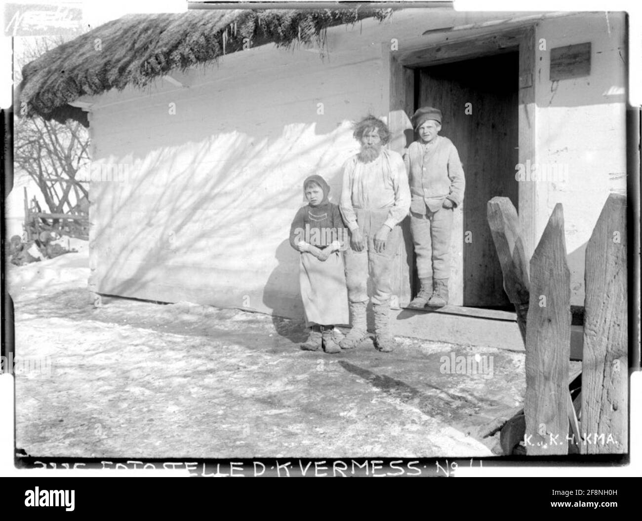 Volhynian peasants Probably near Gubin, Russia, Volhynia; photographer ...