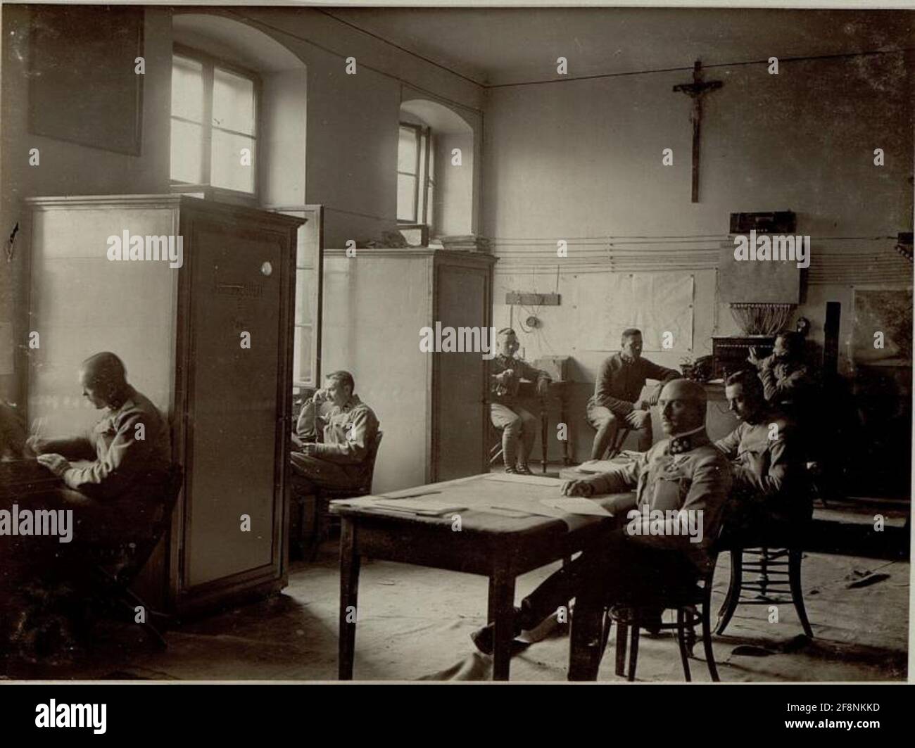 Communication in wwi hi-res stock photography and images - Alamy