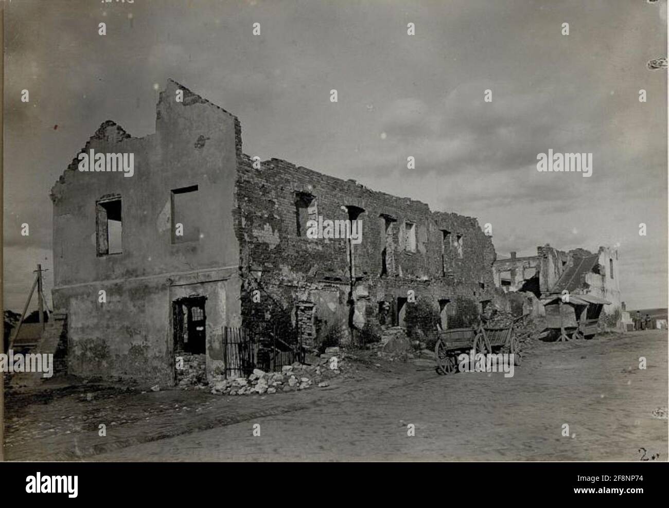 Brandruinen hi-res stock photography and images - Alamy