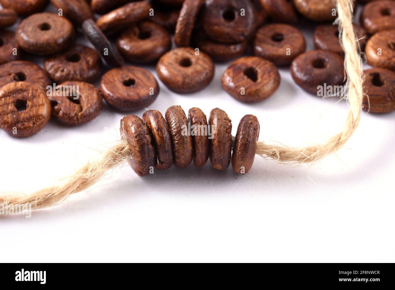 String of beads hi-res stock photography and images - Alamy