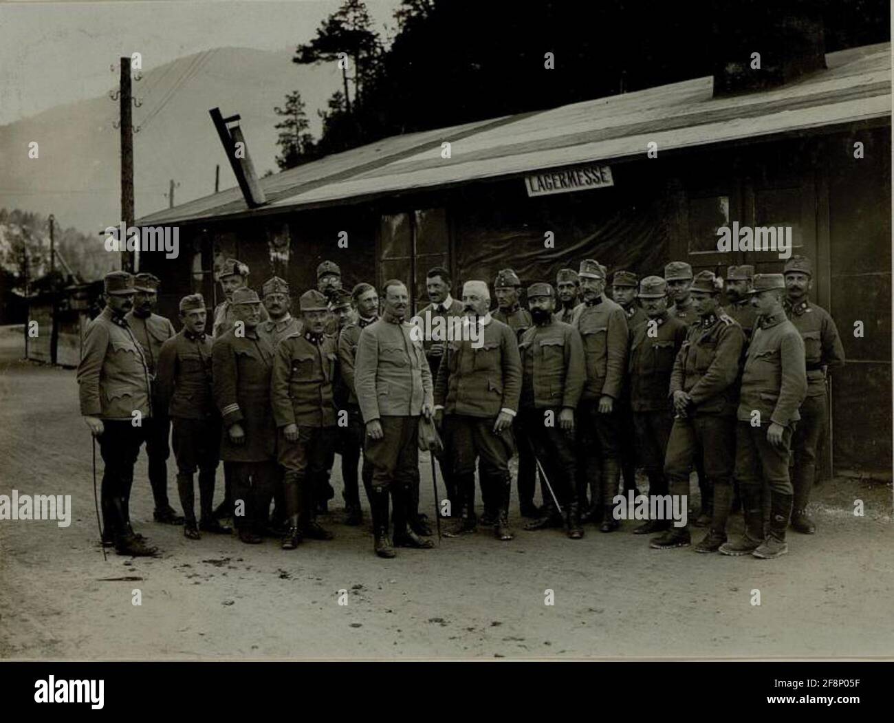 Military officers uniforms hi-res stock photography and images - Alamy