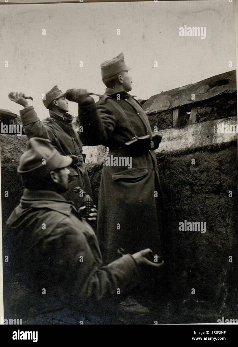 Hand grenades hi-res stock photography and images - Alamy