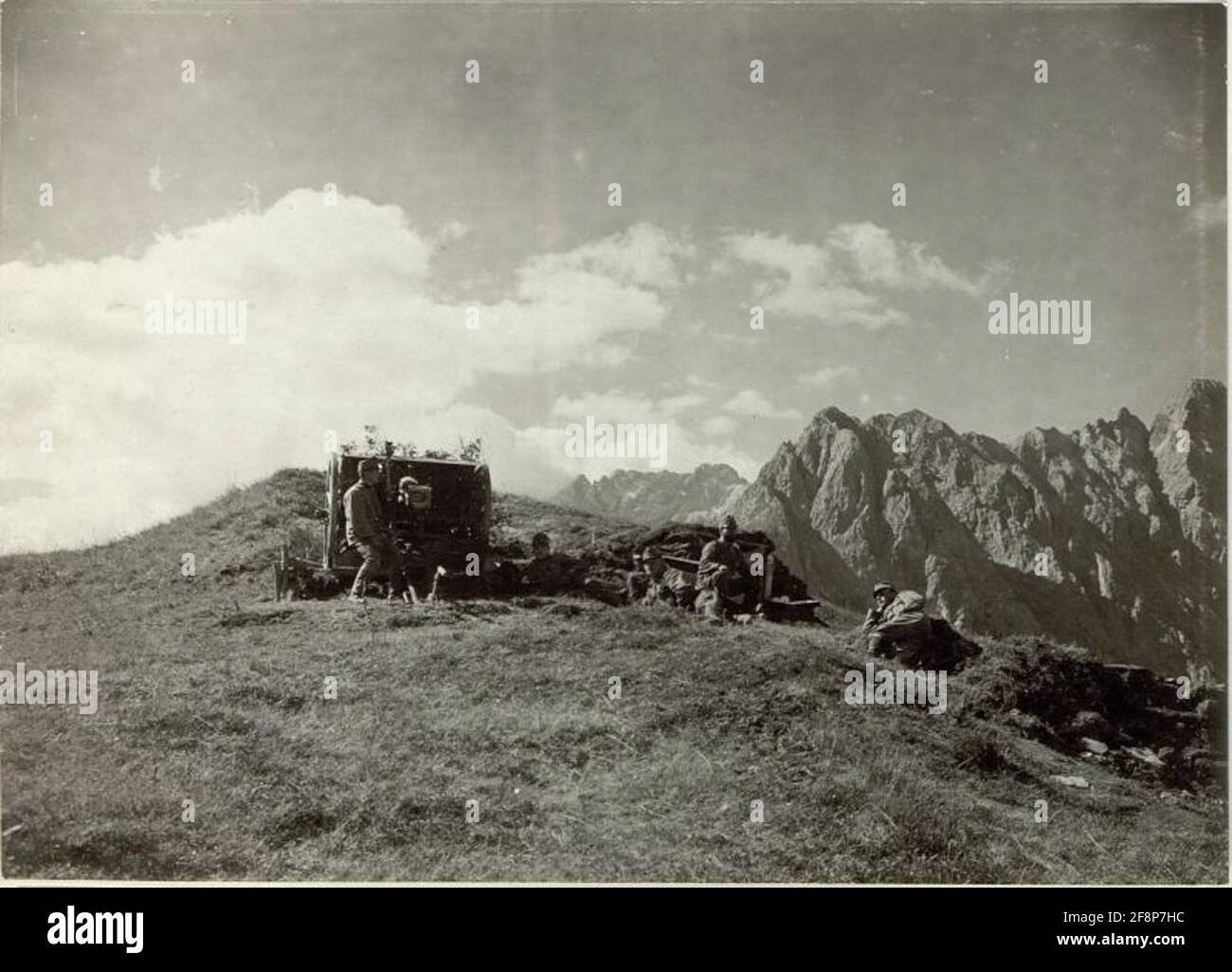 Canon train 2/40 at the Hinterjoch during the fire break. Point ...