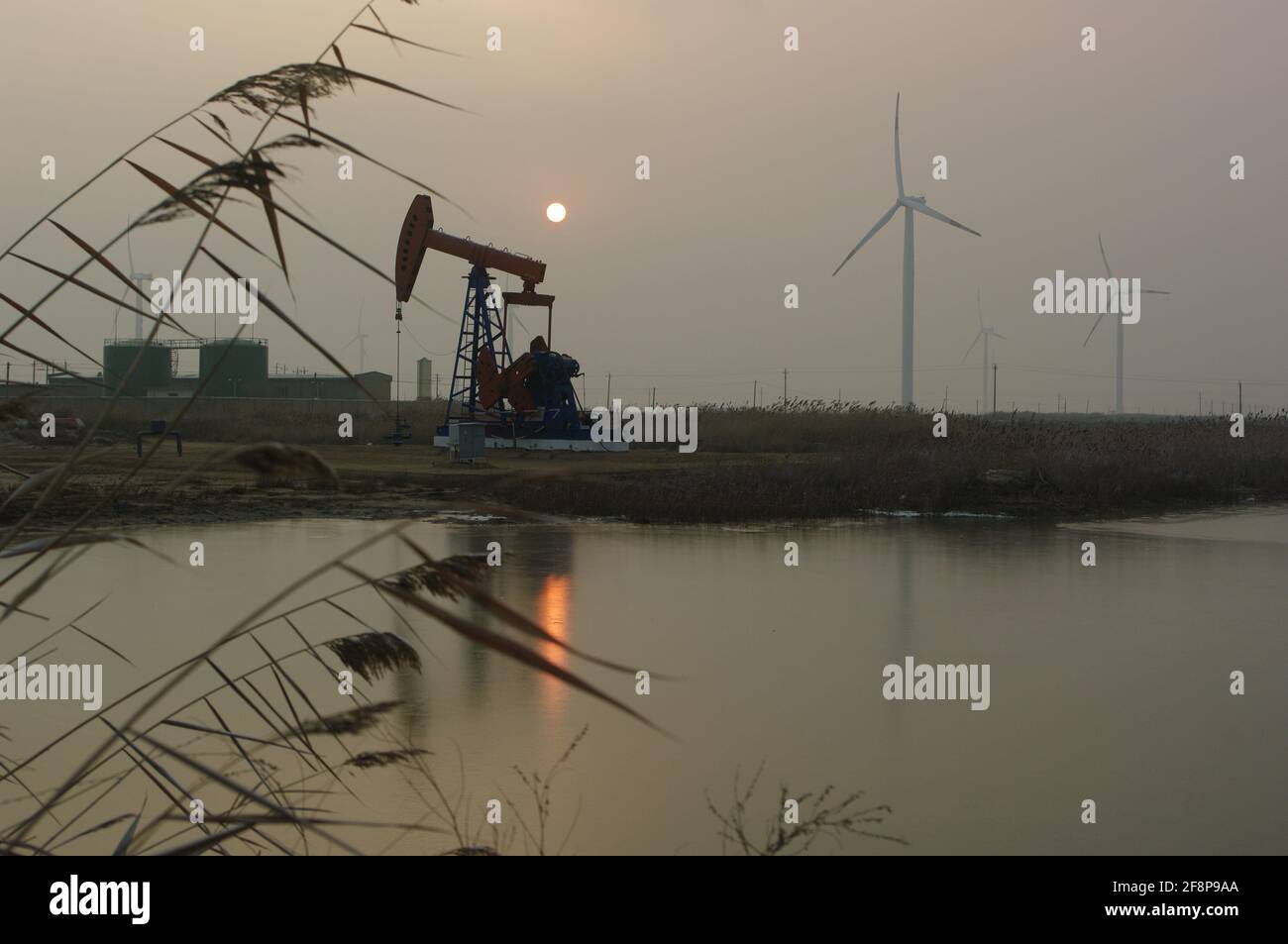 Dongying Oilfield, Shandong Province, China Stock Photo - Alamy