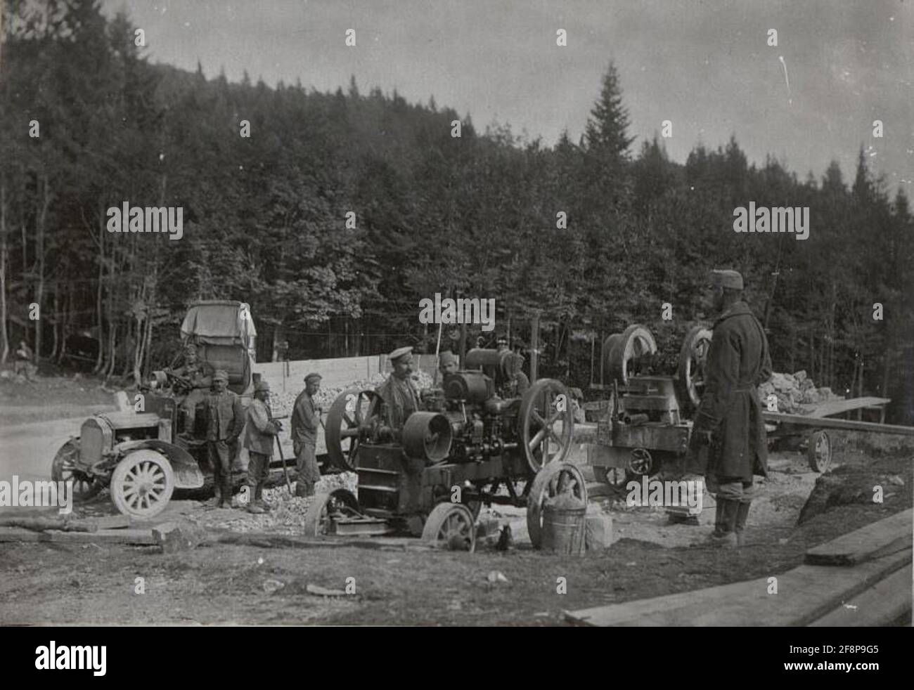 Ancient stone foundations walls hi-res stock photography and images - Alamy