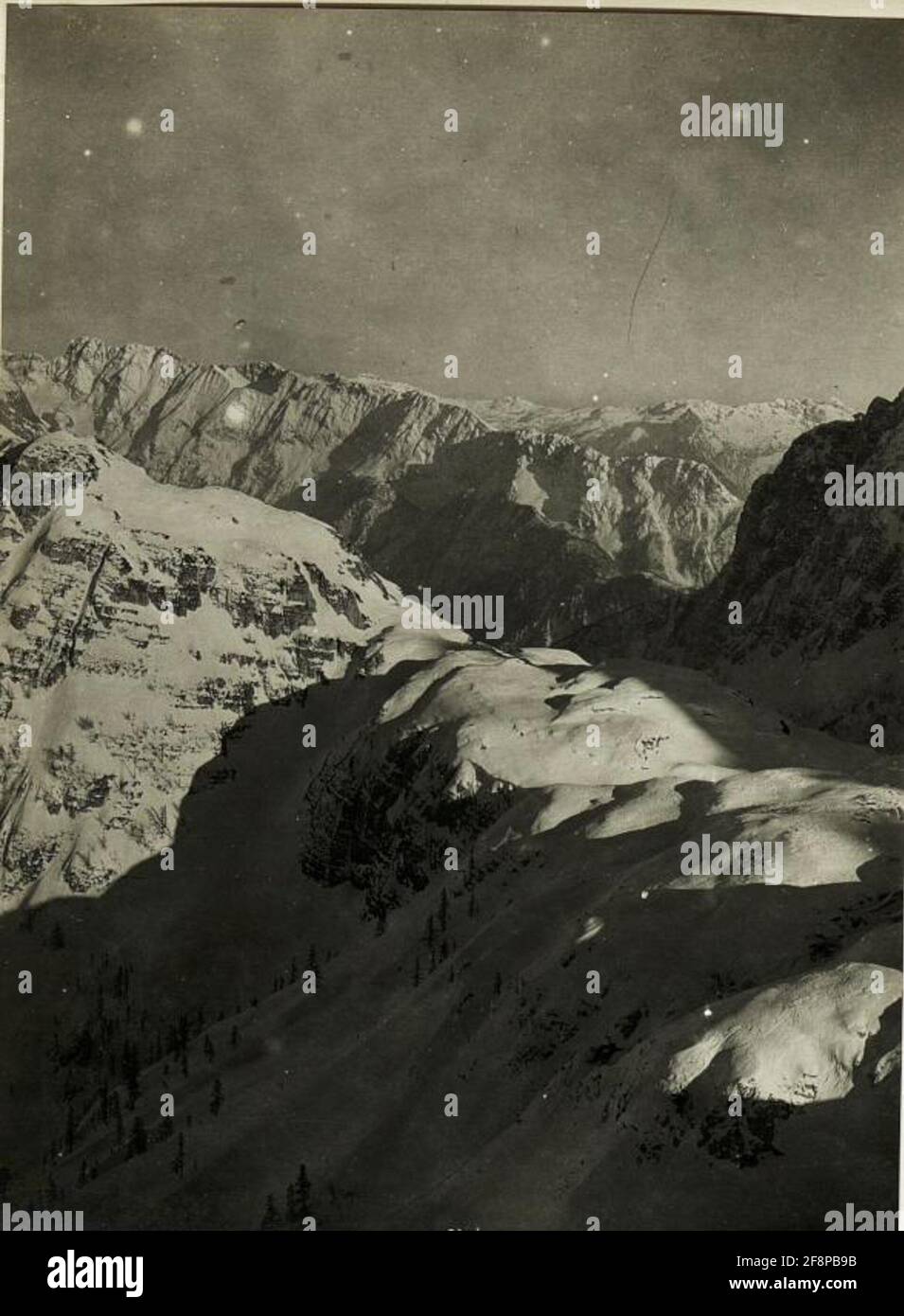 Rombon, Rombonhang, Upper Jama, Stpkt: Small simply from the field ...