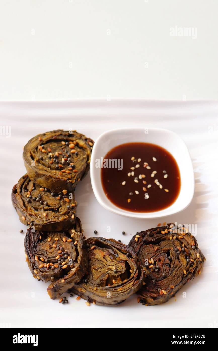 Alu Vadi, Patra, paatra, colocasia leaves roll, Patrode is a popular ...