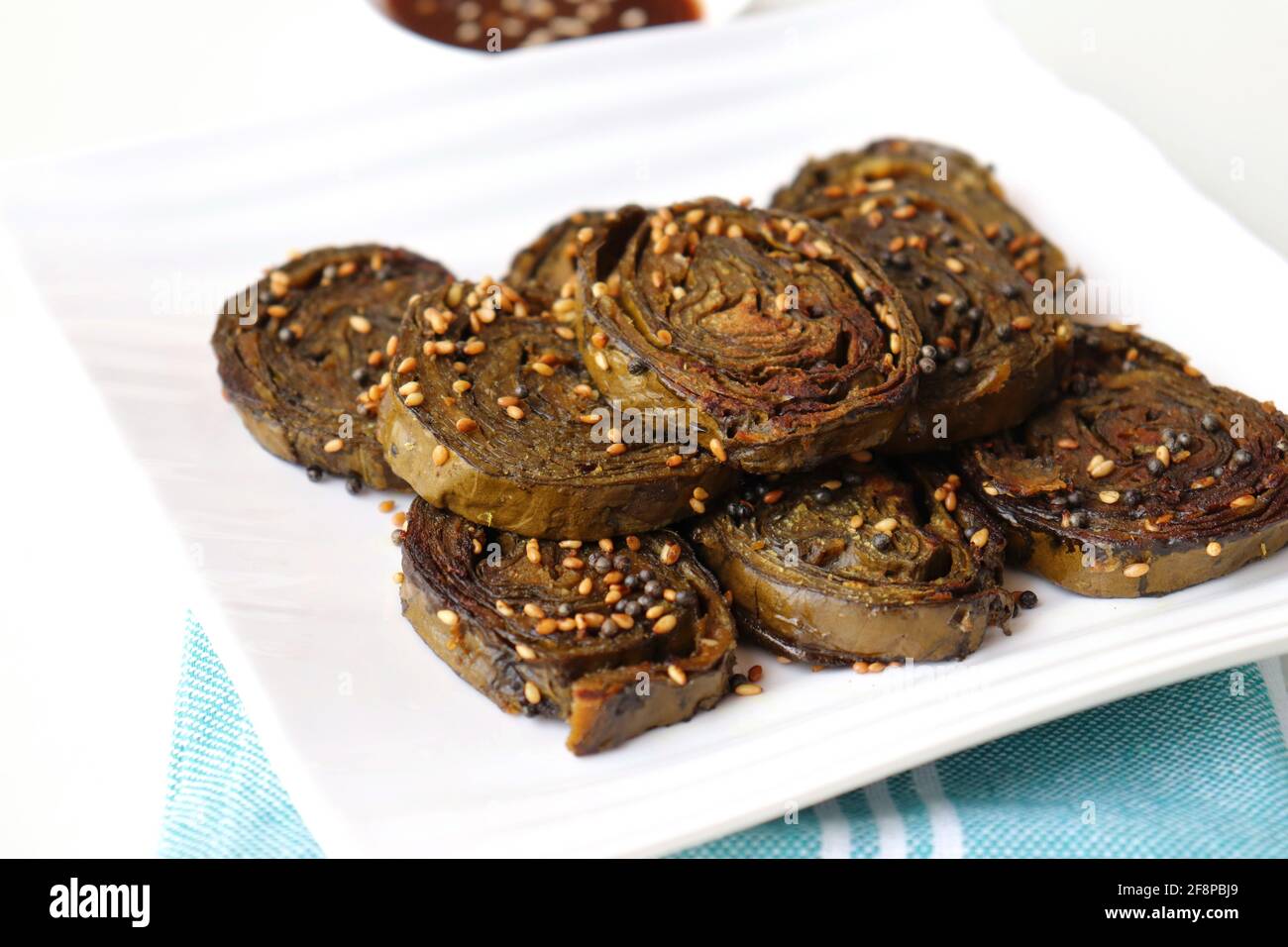 Alu Vadi, Patra, paatra, colocasia leaves roll, Patrode is a popular ...
