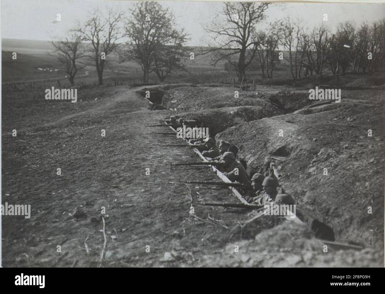 Trenches at KPCinCe on the Tryna, battalion of the reserve inventor ...