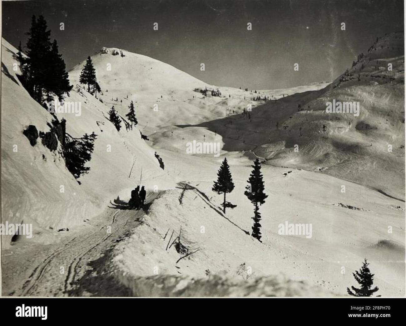Viewpoint Galmaratal: View against Monte Zingarella. (Panoramic ...