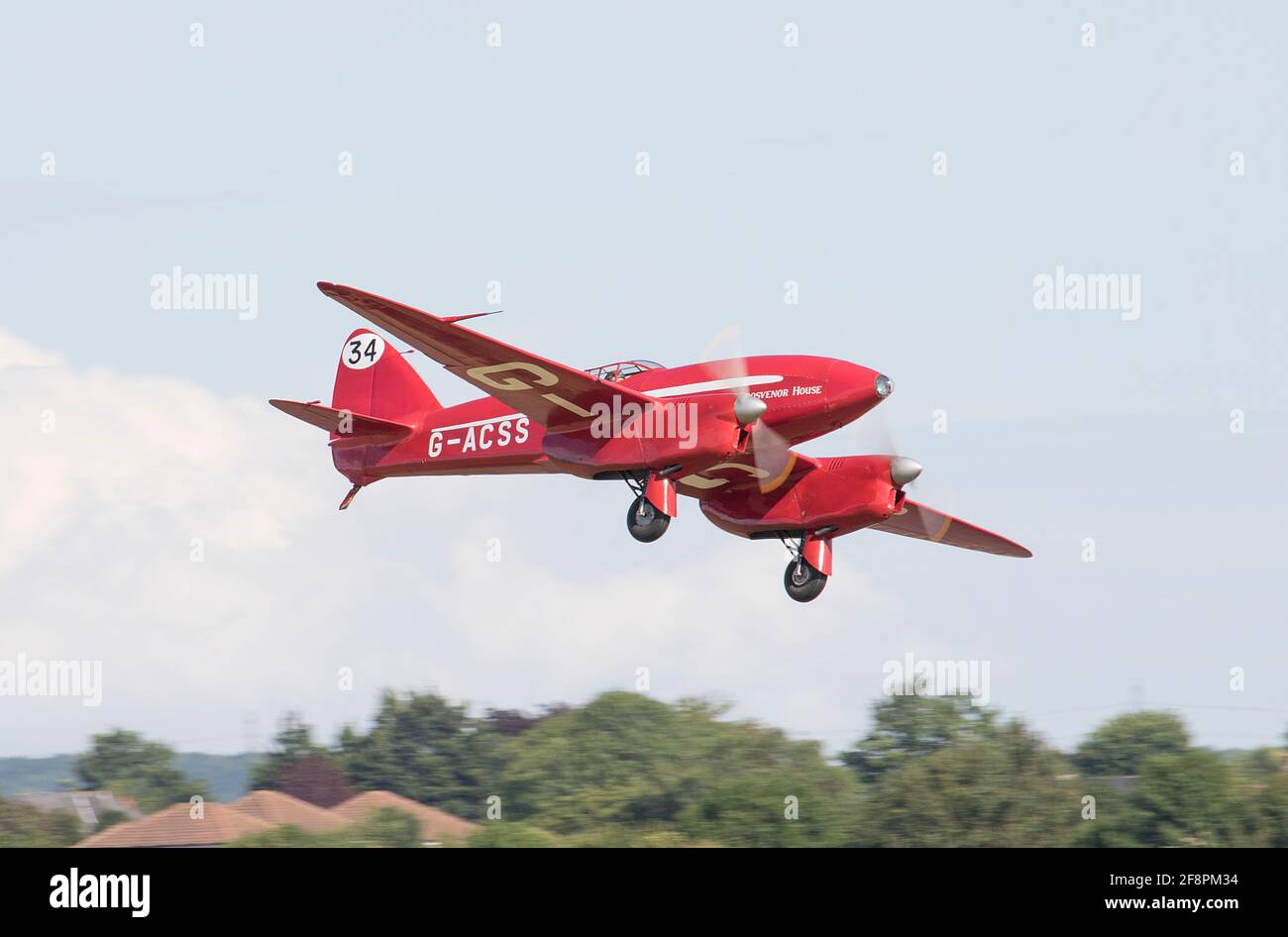 De Havilland DH88 Comet Racer flying at Flying Legends, Duxford Stock ...
