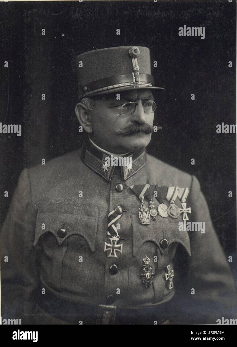 Generals of K.U.K. Army at the Russian war showplatz Stock Photo - Alamy