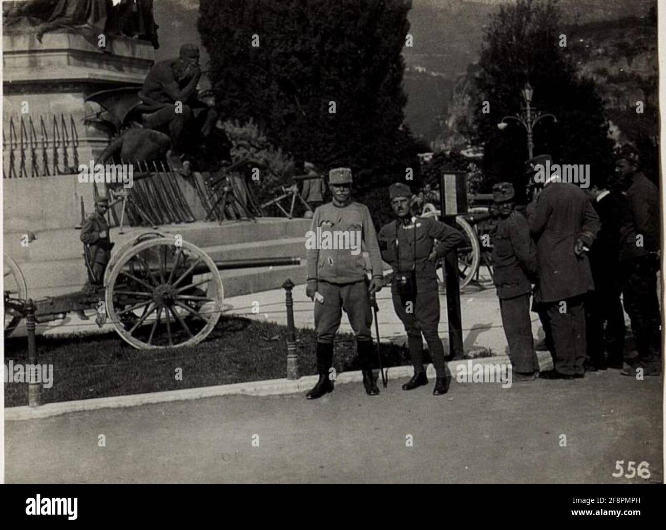 Balloon defense hi-res stock photography and images - Alamy