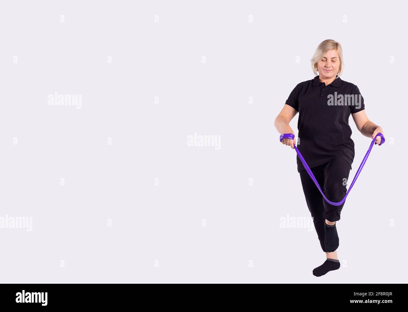 Senior quadriceps stretch hi-res stock photography and images - Alamy
