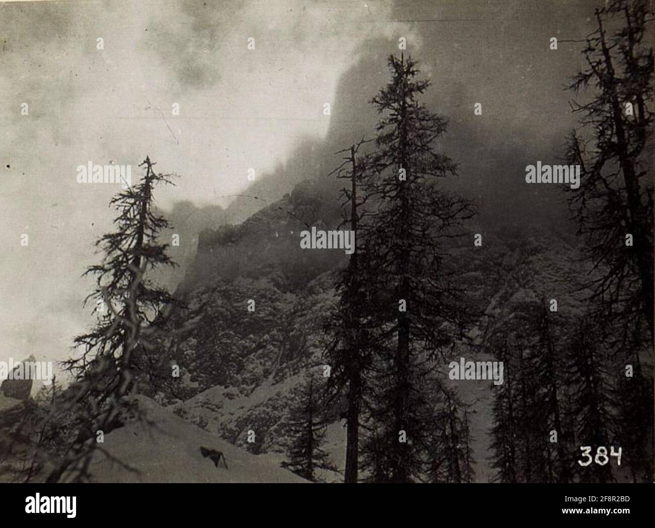 Red castle ridge hi-res stock photography and images - Alamy