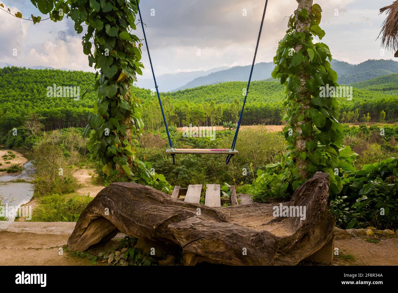 In vietnames hi-res stock photography and images - Alamy