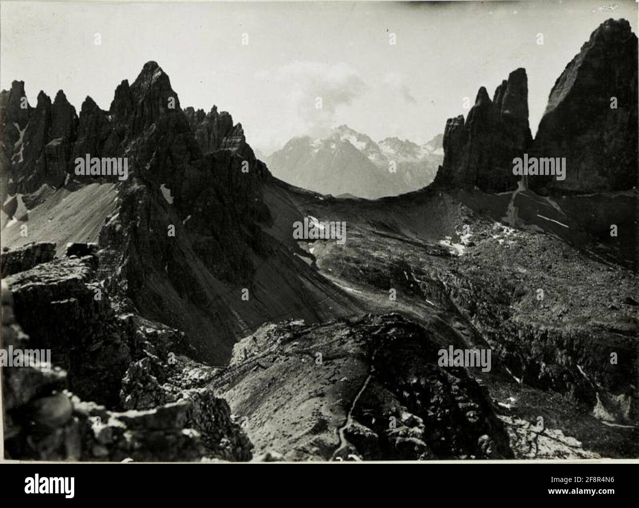 Viewpoint Tobling Node: From Paternkofel to Sixthermein Stock Photo - Alamy