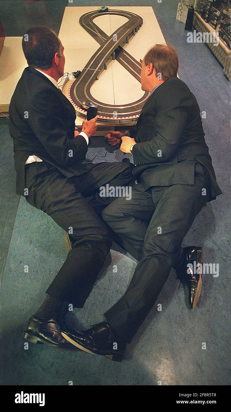 Finance director and frank martin hi-res stock photography and images ...