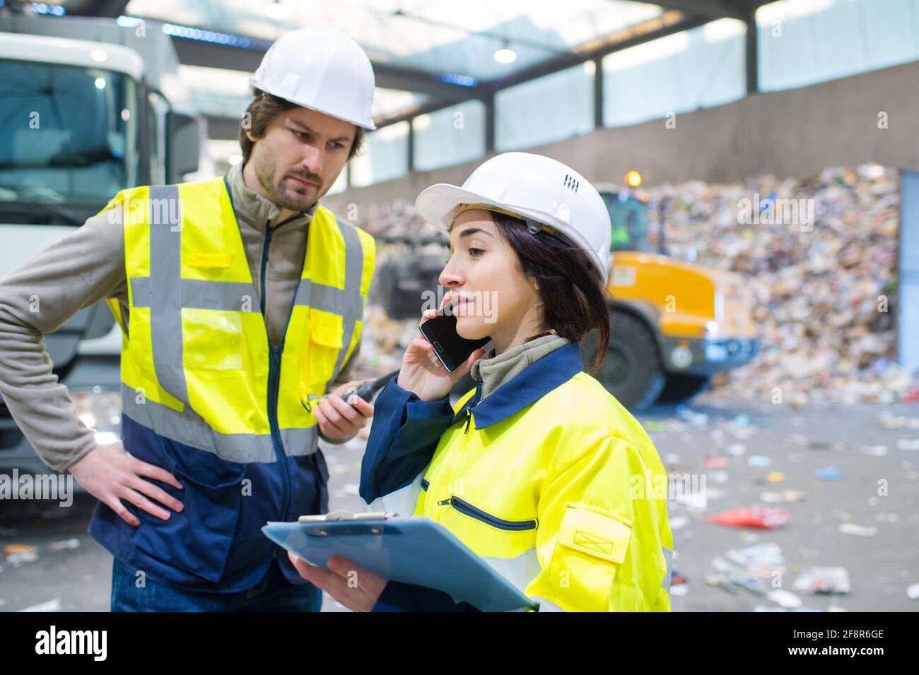 portrait of workers of garbage dump Stock Photo - Alamy