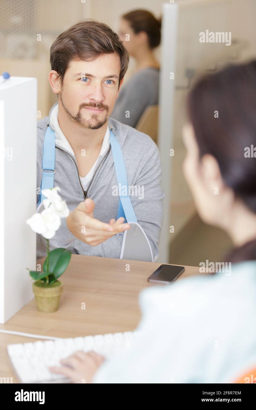 patient listen to young woman doctor in a hospital Stock Photo - Alamy