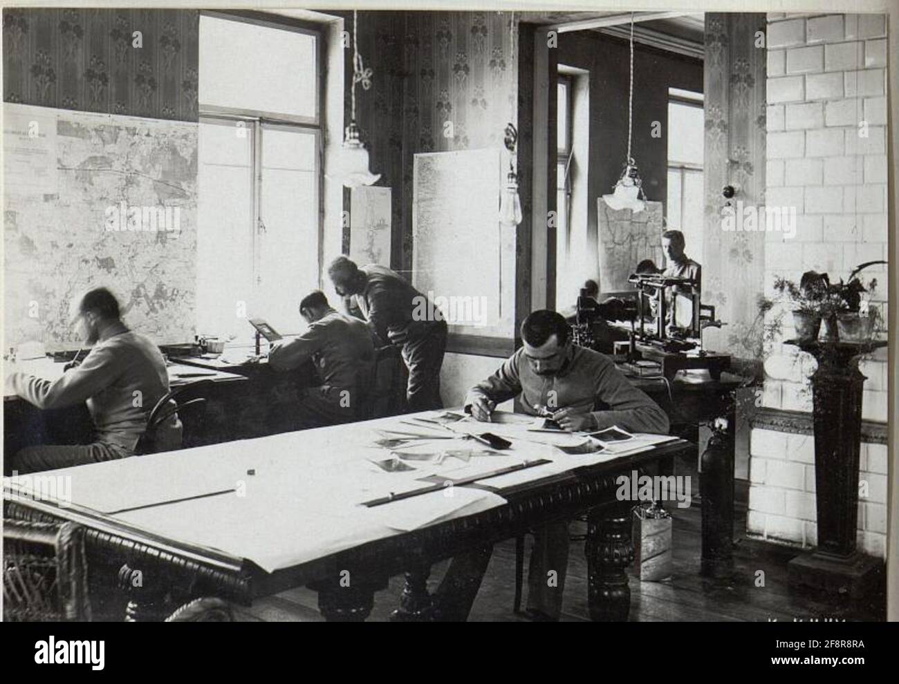 War mapping hi-res stock photography and images - Alamy