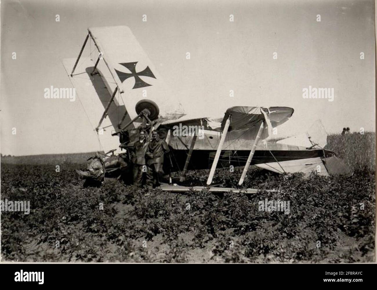 Destroyed aircraft, pilot and observer Stock Photo - Alamy
