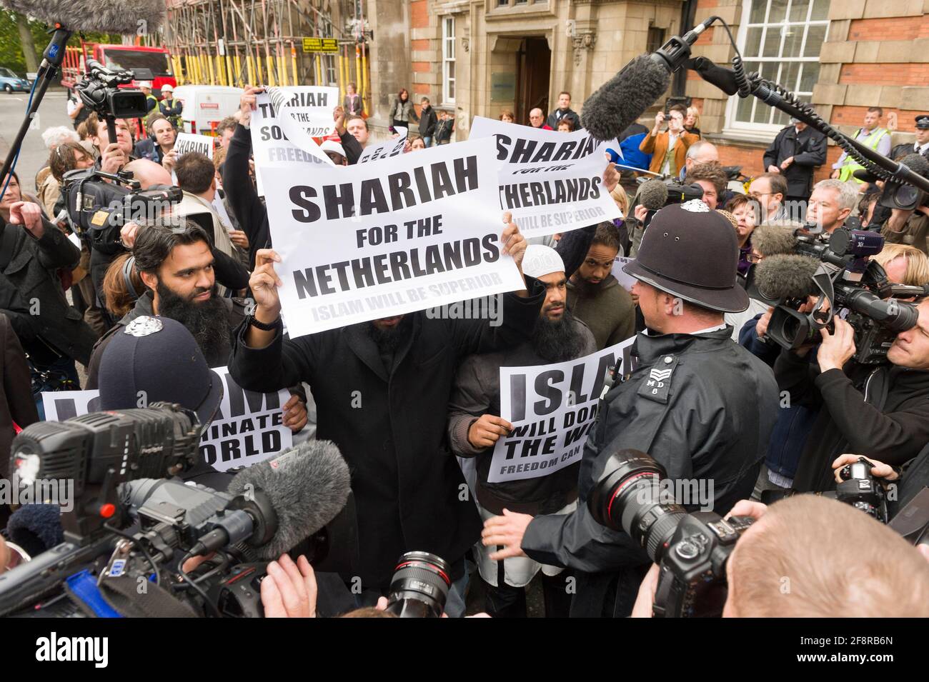 Pro Islam and Shariah law protesters demonstrating outside a press ...