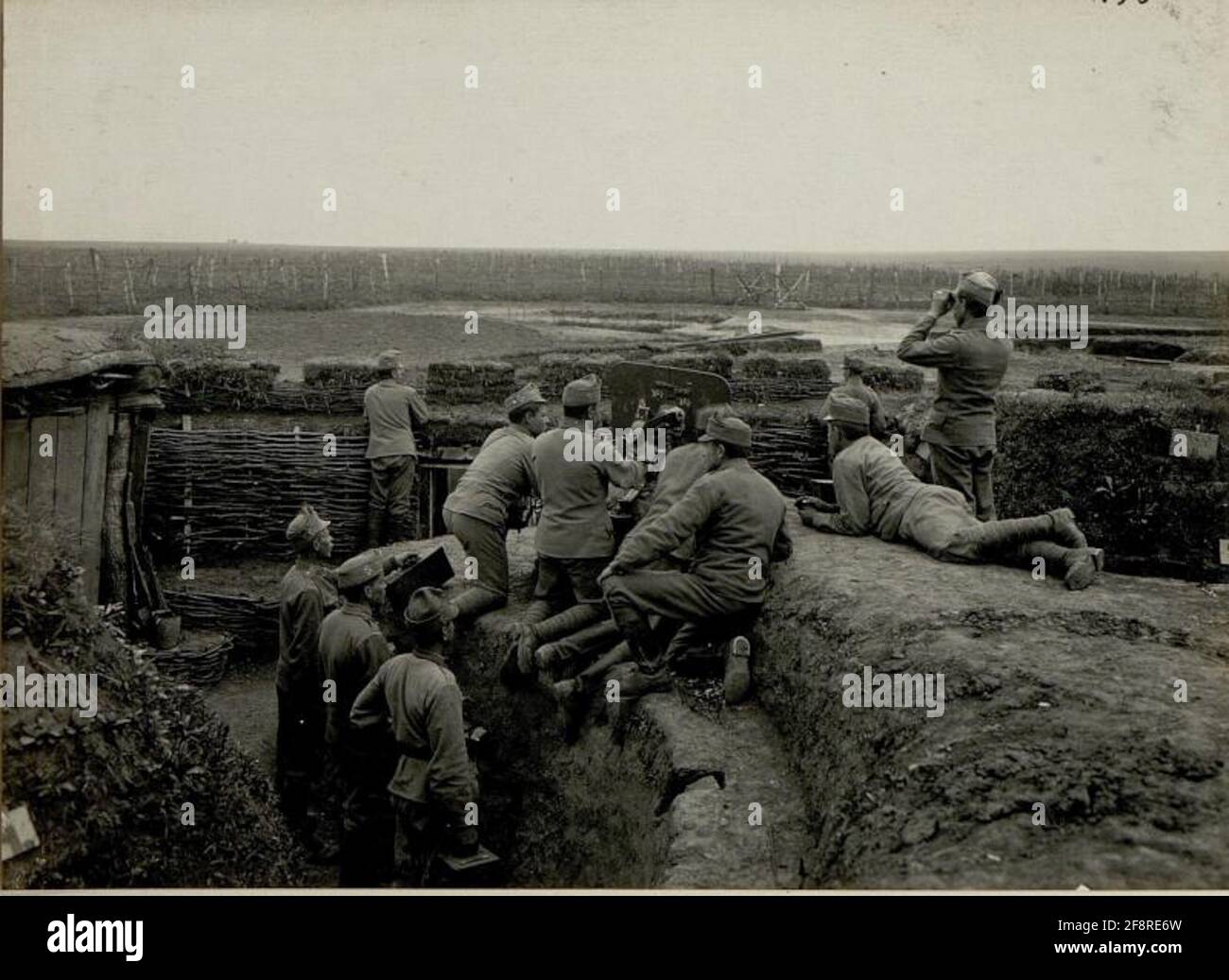 Machine gun in the castle trench Stock Photo - Alamy