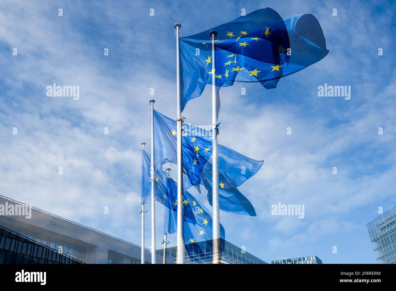 Press conference by Commissioner Hahn on NextGenerationEU - the ...