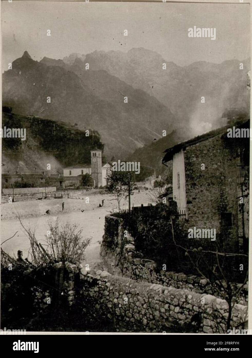 Resiutta hi-res stock photography and images - Alamy