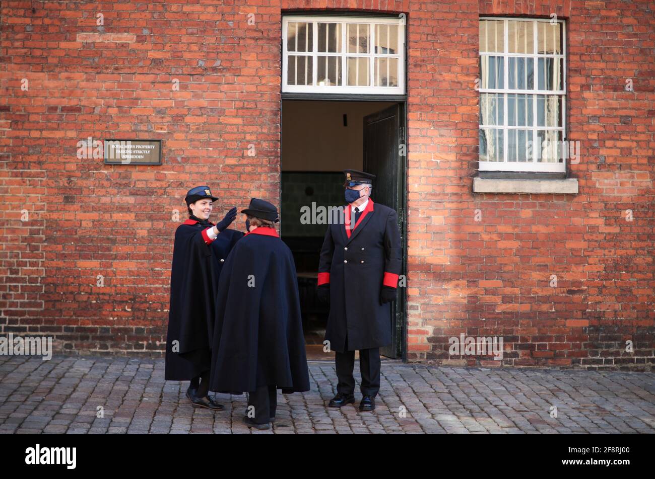 Warden of windsor castle hi-res stock photography and images - Alamy