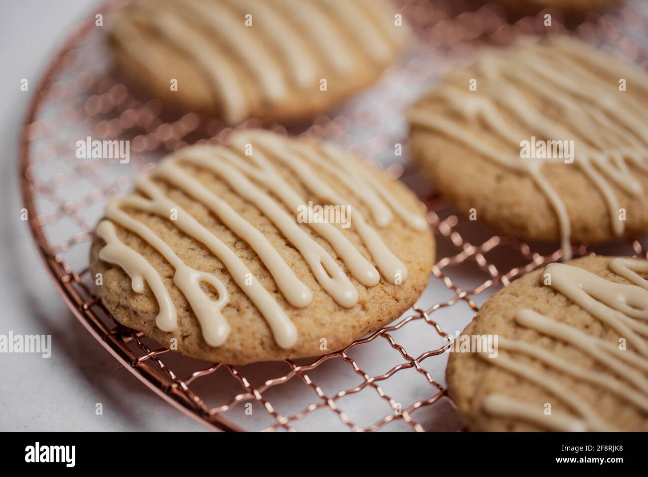 Chai cookies icing hi-res stock photography and images - Alamy