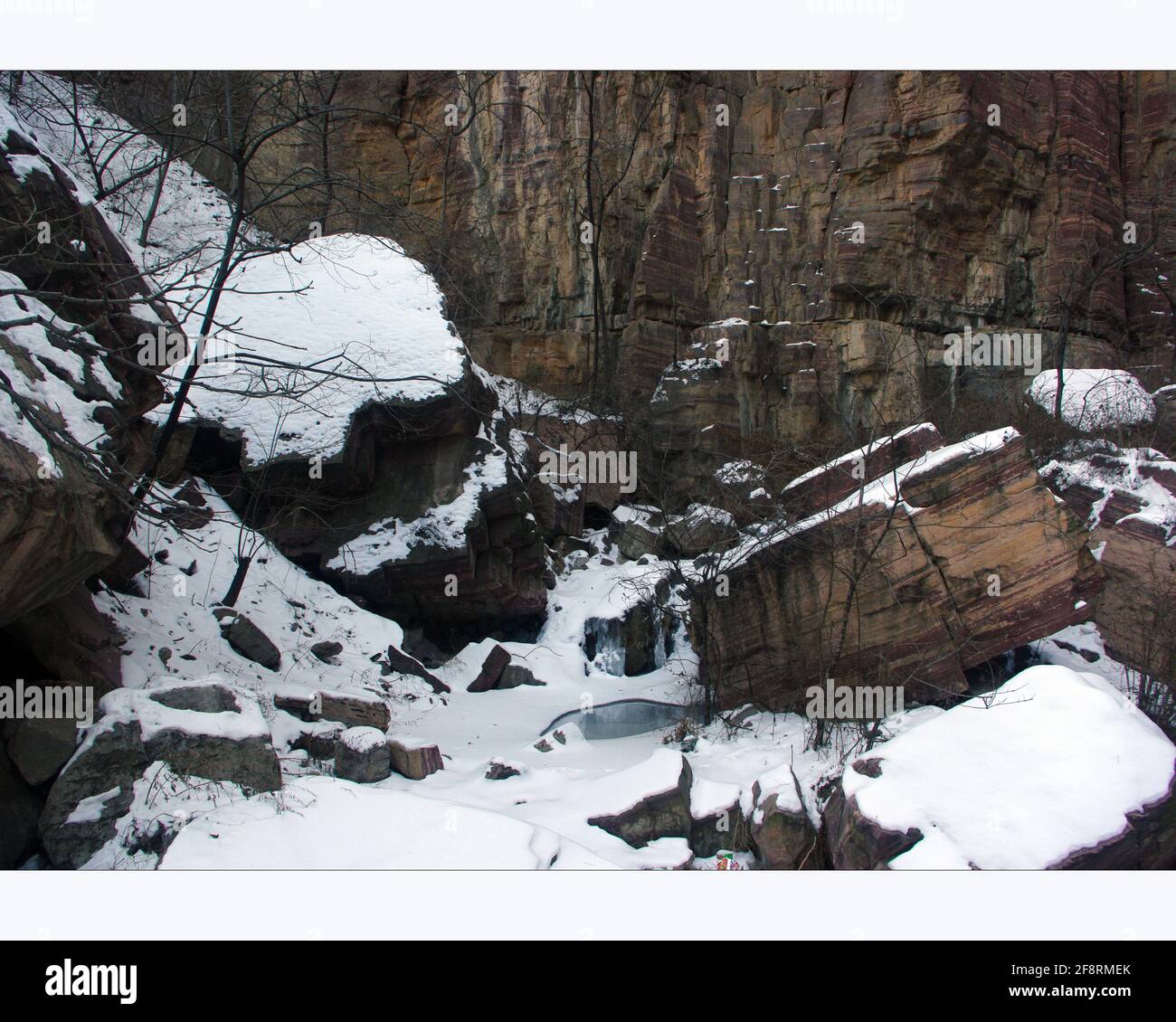 Linzhou china hi-res stock photography and images - Alamy