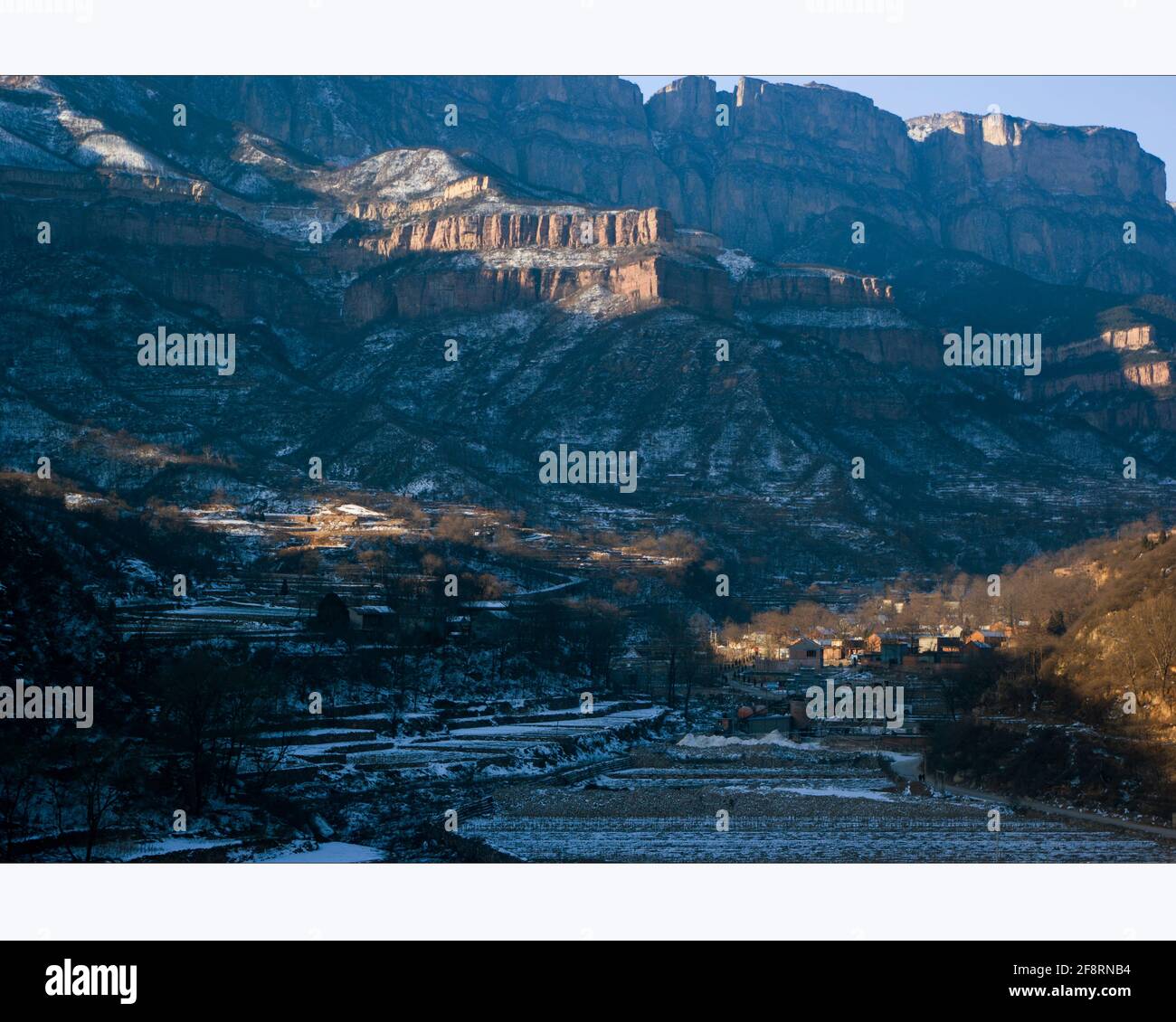 Henan village hi-res stock photography and images - Alamy