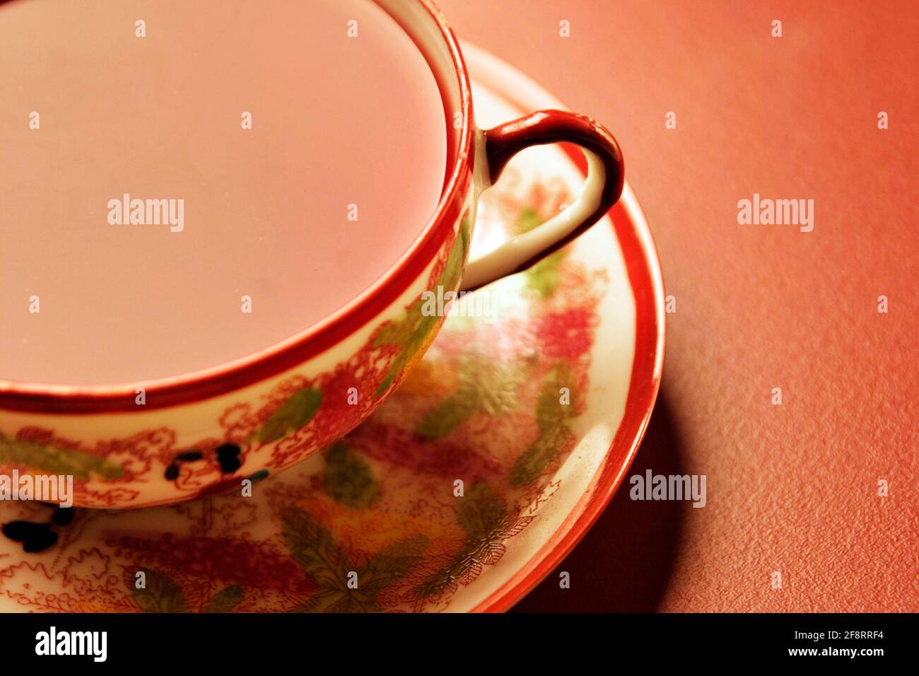 Full tea hi-res stock photography and images - Alamy