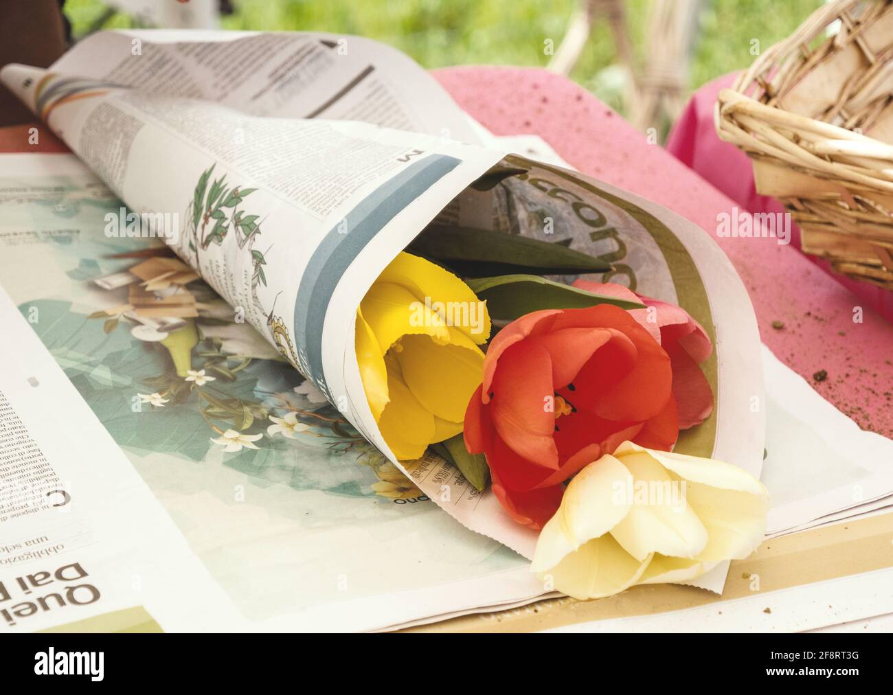 Newspaper page hi-res stock photography and images - Alamy