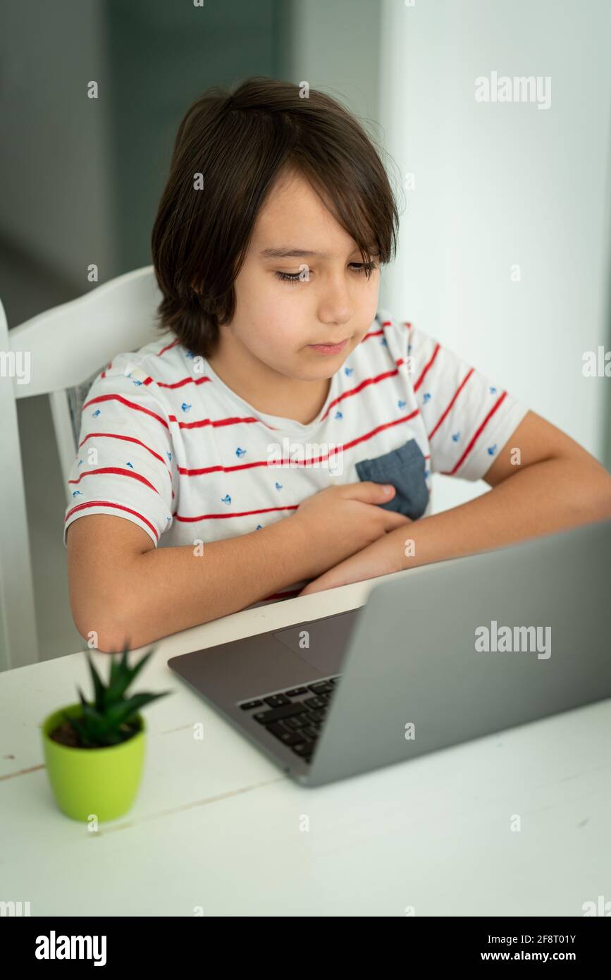 Computer conferencing hi-res stock photography and images - Alamy