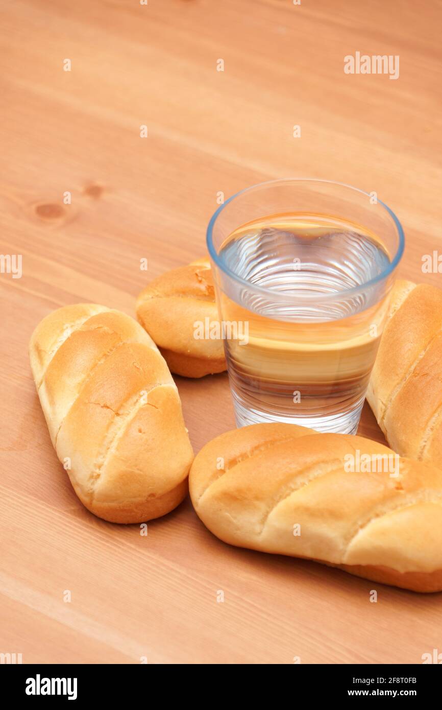 Milk glass bread hi-res stock photography and images - Alamy
