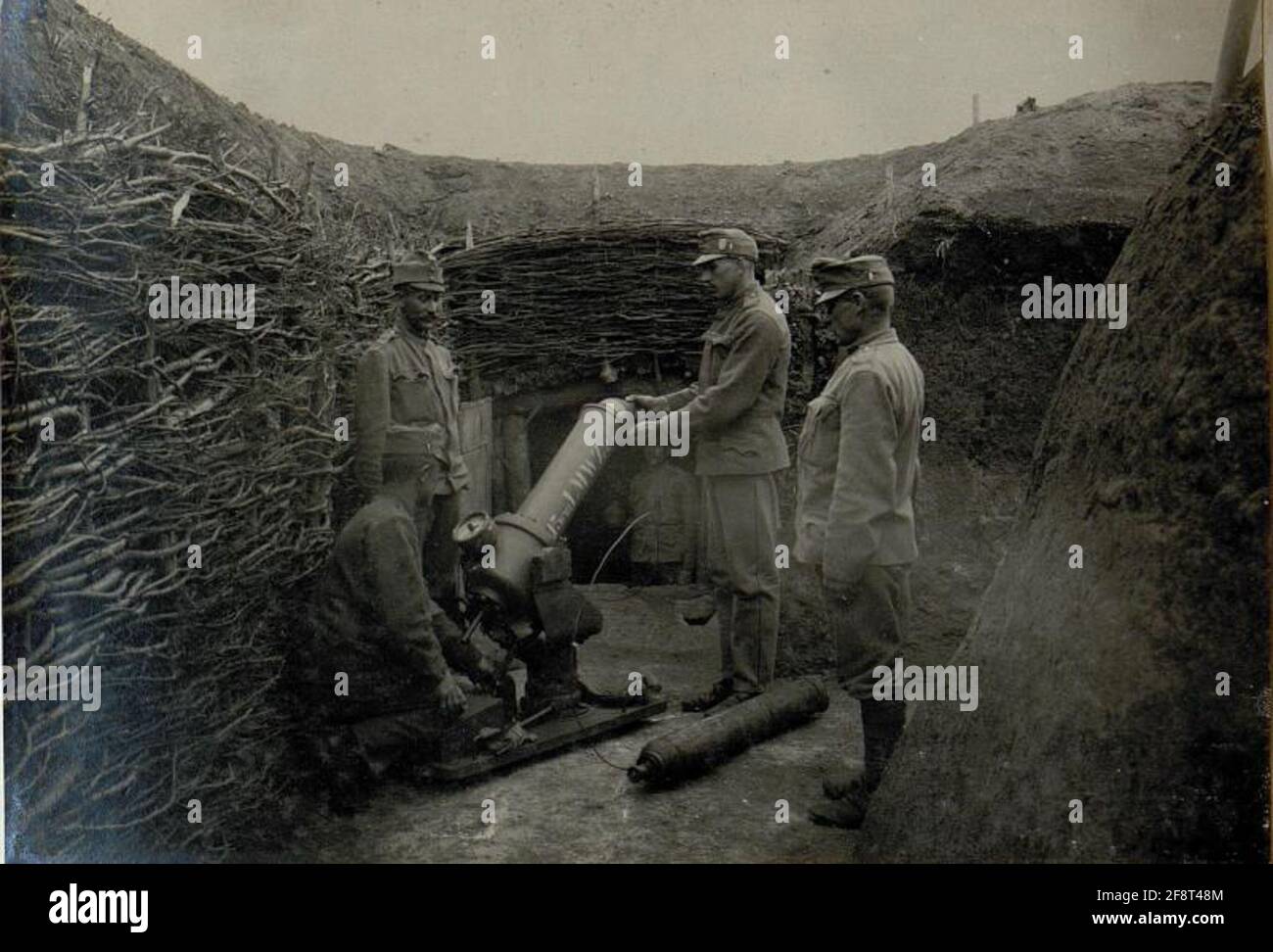 Mine launcher hi-res stock photography and images - Alamy